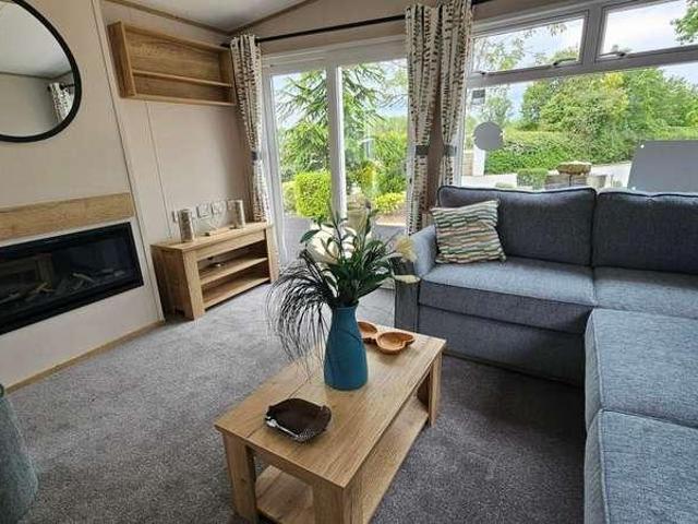 2 bed property for sale