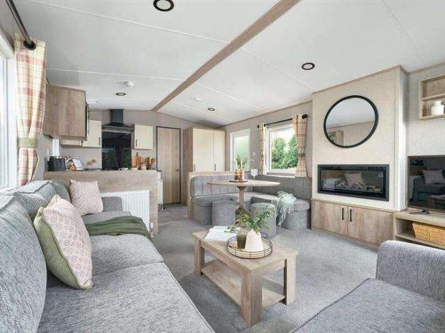 2 bed property for sale