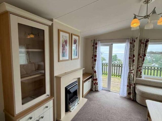 2 bed property for sale