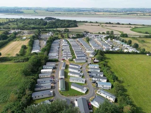 2 bed property for sale