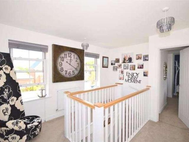 2 bed property for sale