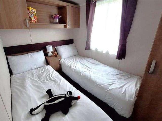 2 bed property for sale