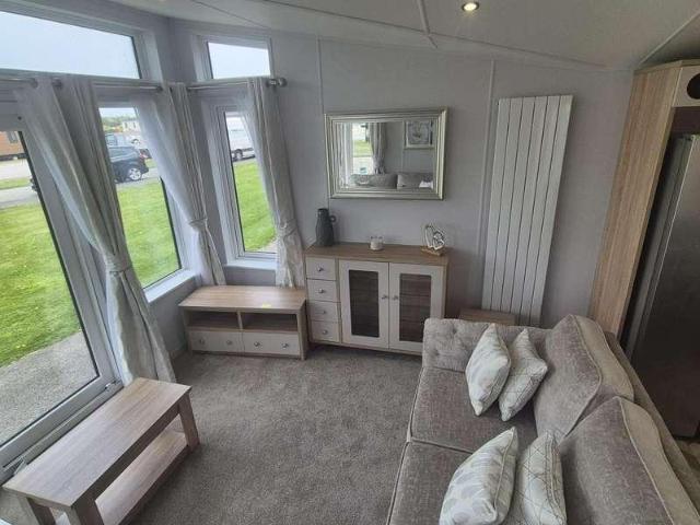 2 bed property for sale