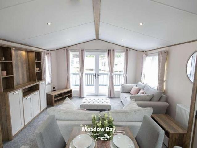 2 bed property for sale