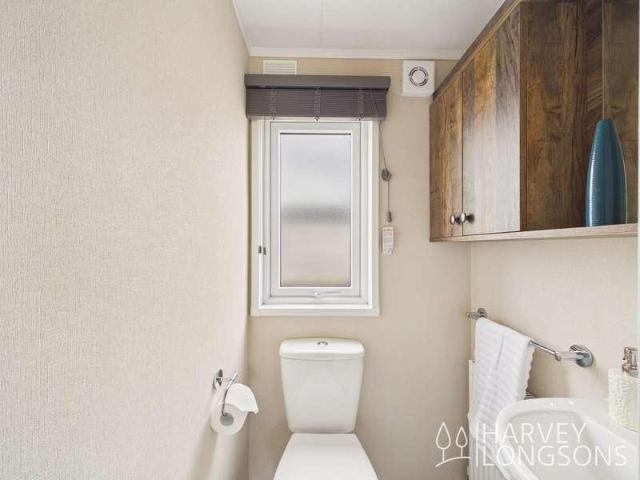 2 bed property for sale