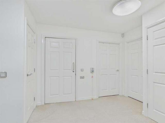 2 bed property for sale