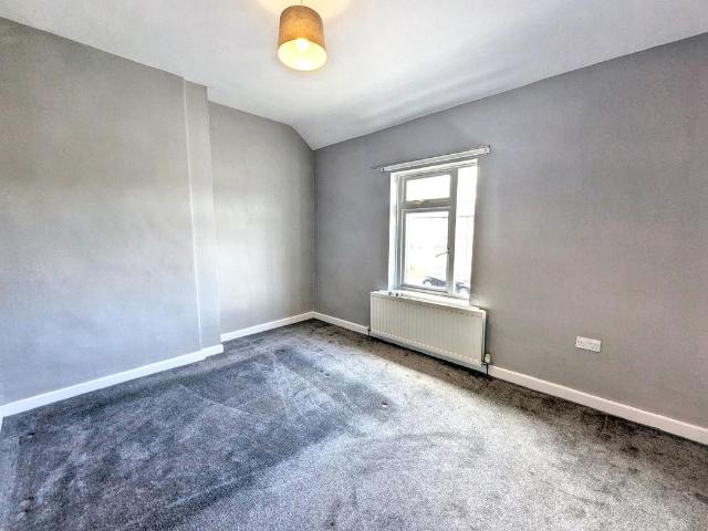 2 bed property for sale
