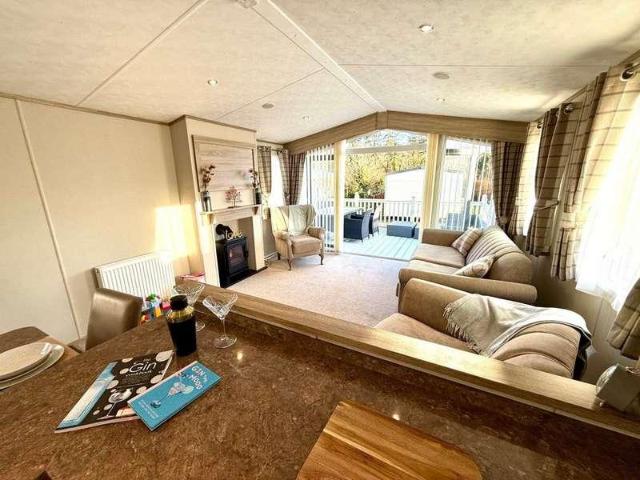 2 bed property for sale