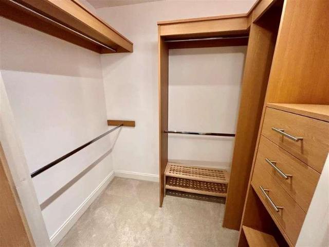 2 bed property for sale