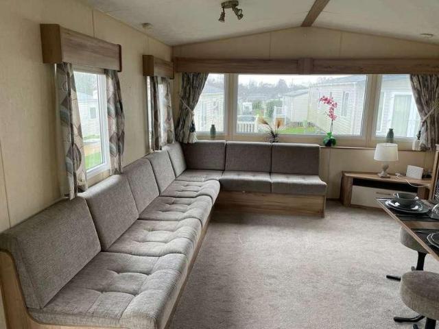 2 bed property for sale