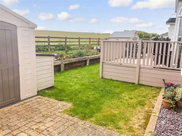 2 bed property for sale