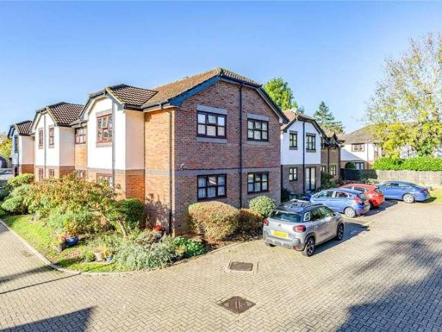 2 bed property for sale