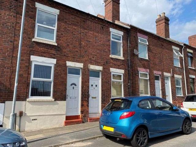 2 bed property for sale