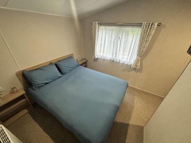 2 bed property for sale
