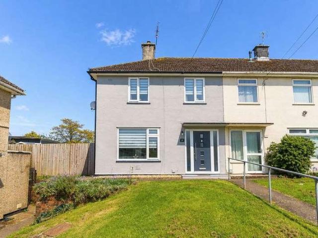 2 bed property for sale