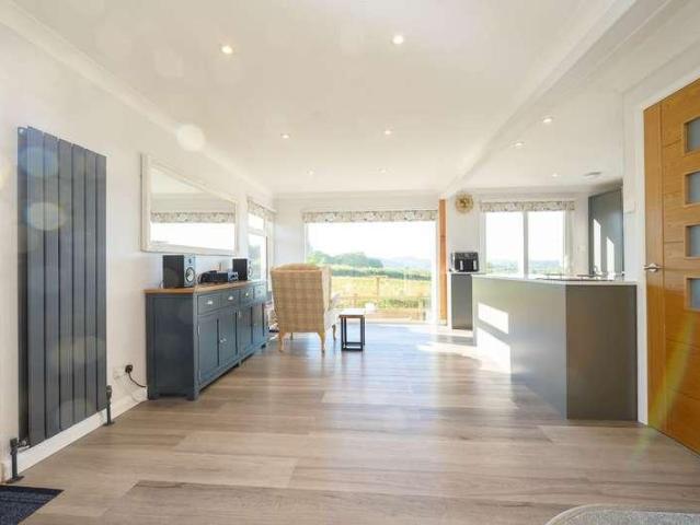 2 bed property for sale