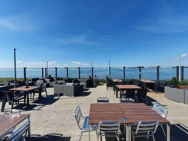 2 bed property for sale