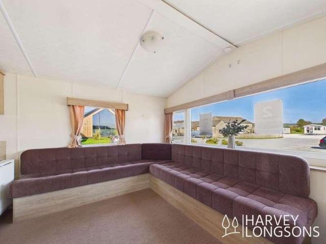 2 bed property for sale