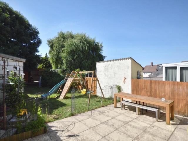 2 bed property for sale