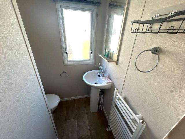 2 bed property for sale