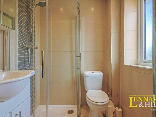 2 bed property for sale