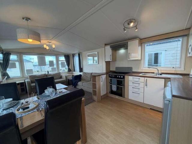 2 bed property for sale