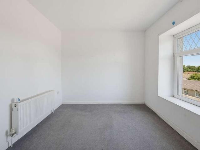2 bed property for sale