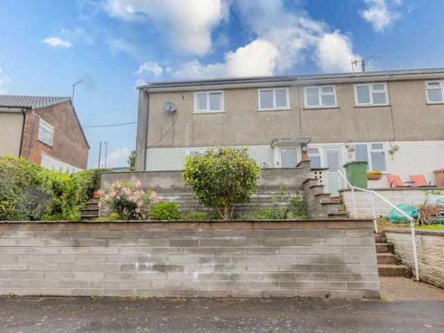 2 bed property for sale