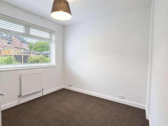 2 bed property for sale