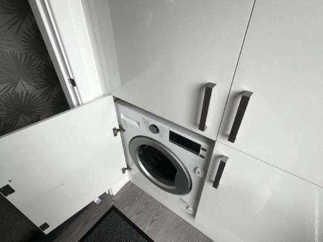 2 bed property for sale