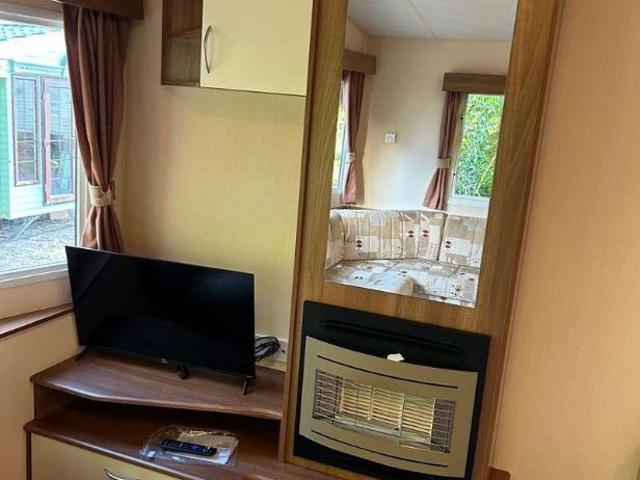 2 bed property for sale