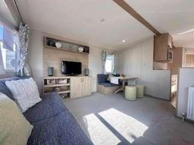 2 bed property for sale