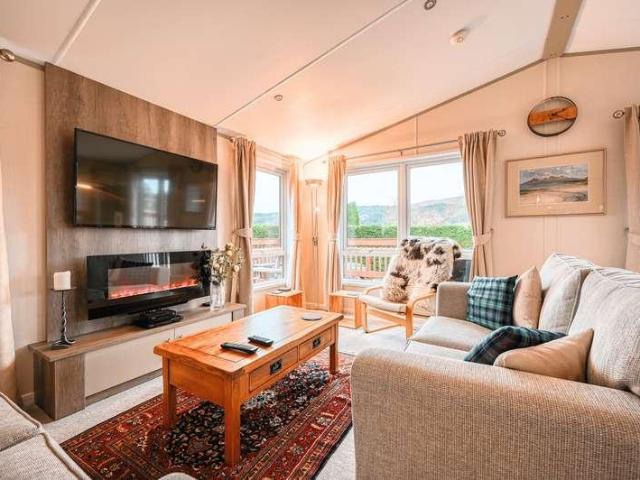 2 bed property for sale