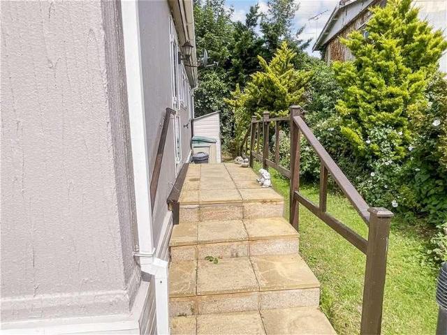 2 bed property for sale