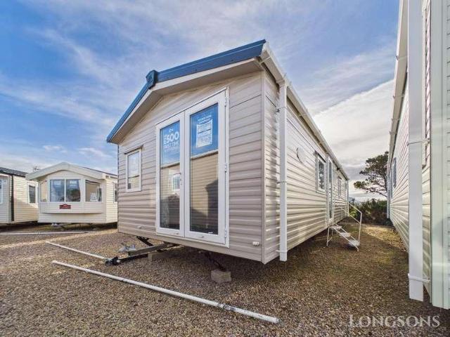 2 bed property for sale