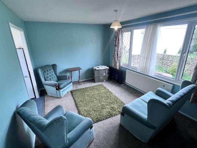 2 bed property for sale