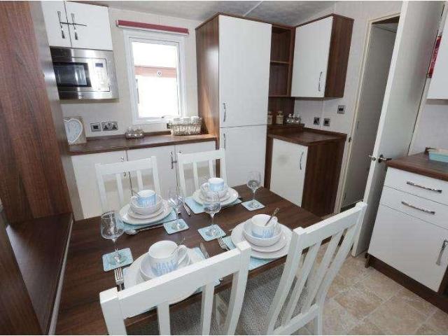 2 bed property for sale