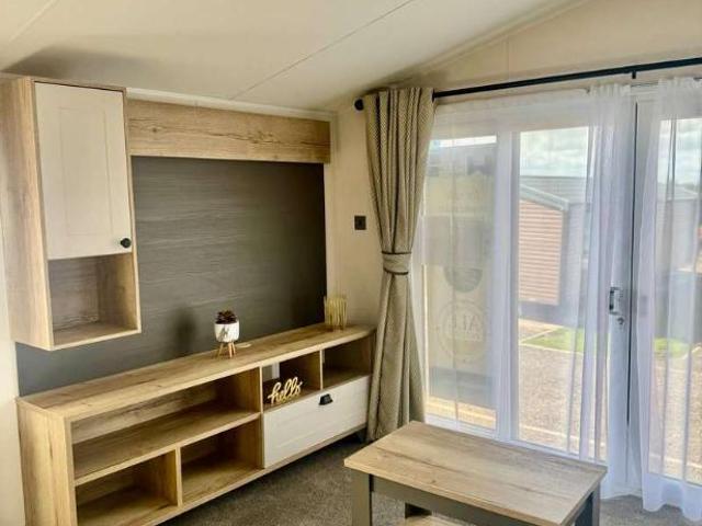 2 bed property for sale