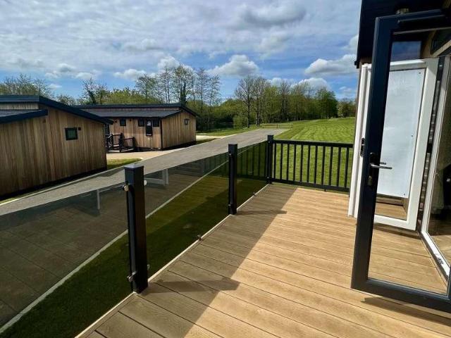 2 bed property for sale