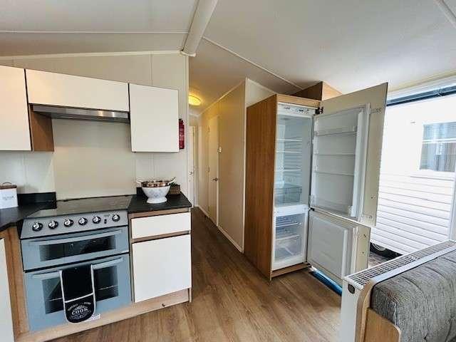 2 bed property for sale