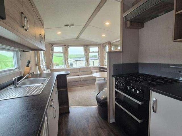 2 bed property for sale