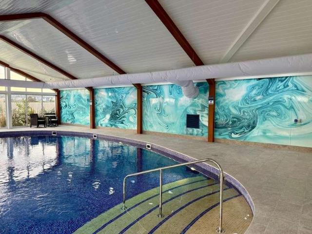 2 bed property for sale