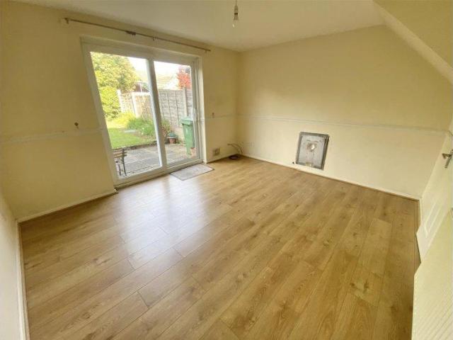 2 bed property for sale