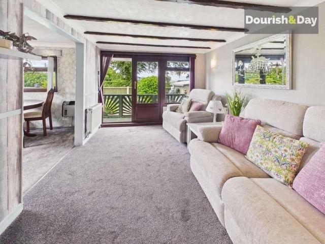 2 bed property for sale
