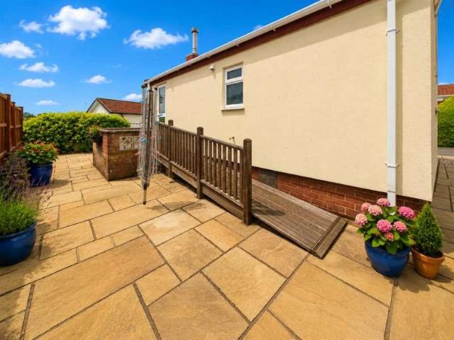 2 bed property for sale