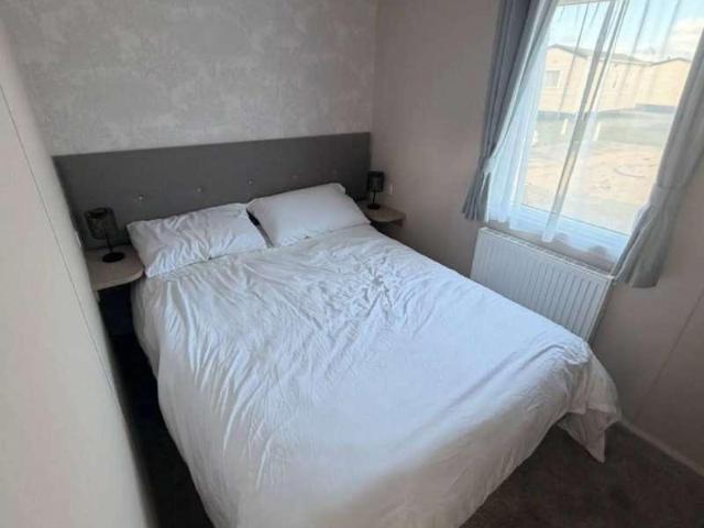 2 bed property for sale
