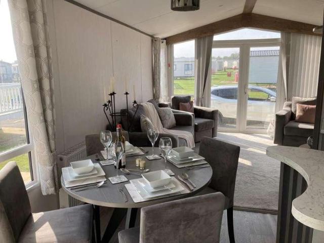 2 bed property for sale