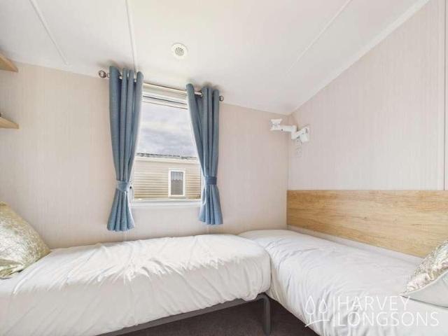 2 bed property for sale