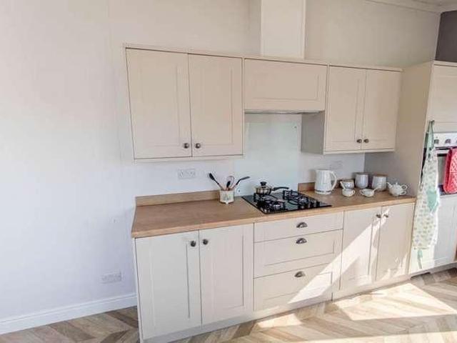 2 bed property for sale