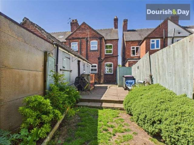 2 bed property for sale